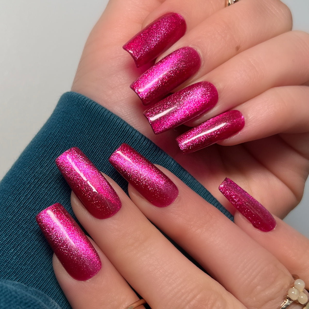 HOT PINK CAT EYE – NailBae LA